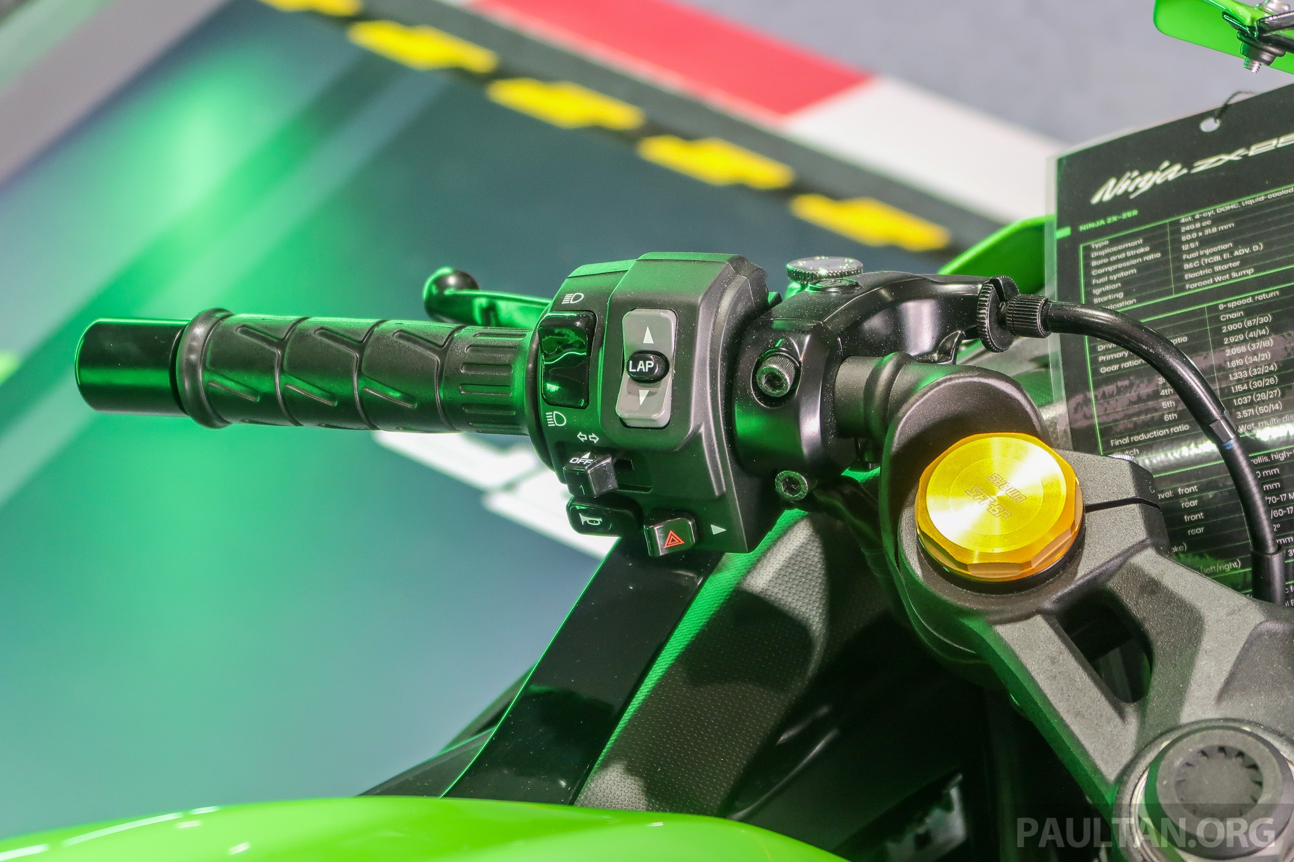 Kawasaki Ninja ZX-25R 2023 ra mắt với nhiều nâng cấp về trang bị