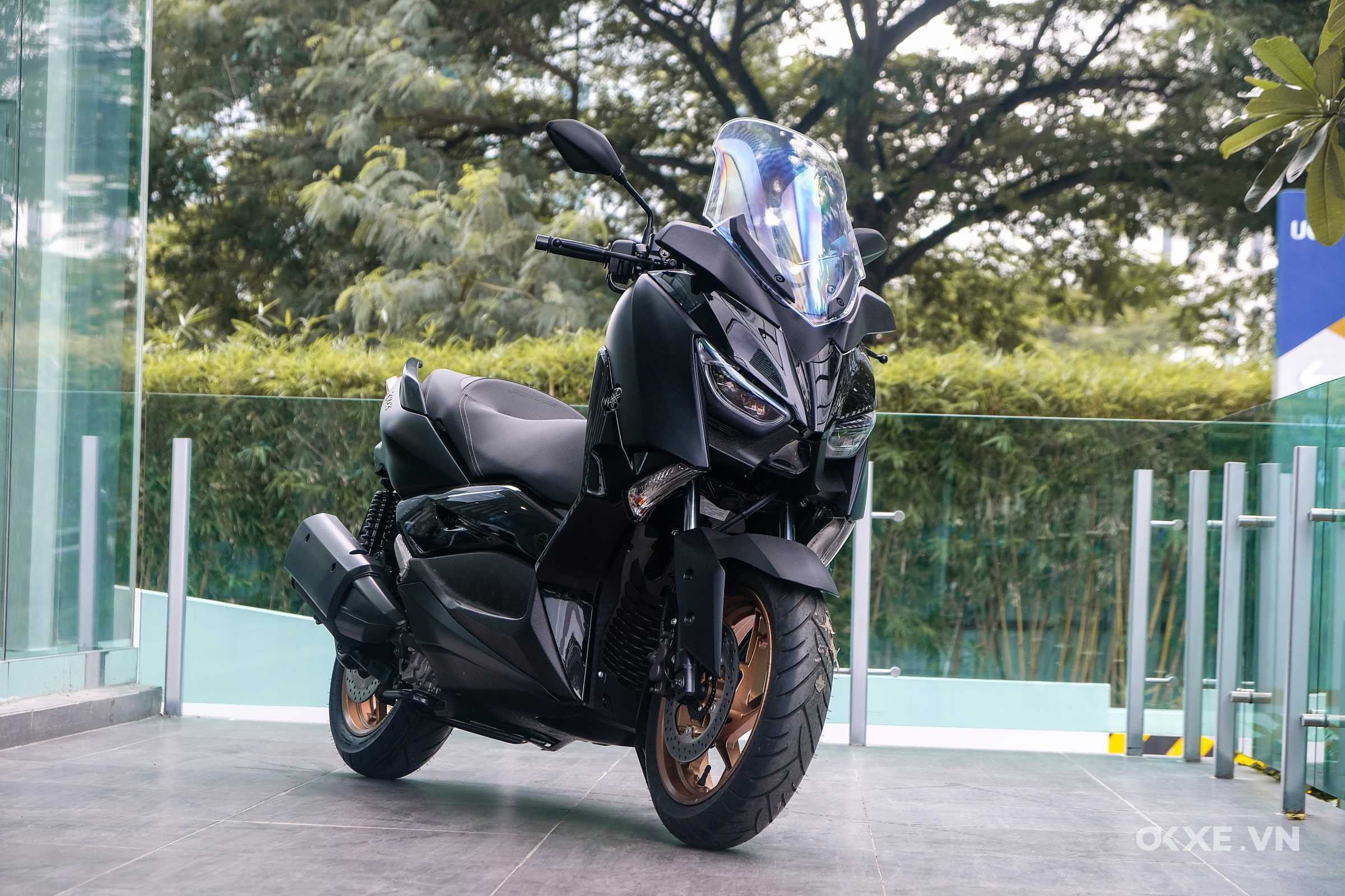Xe tay ga PKL chính hãng mua XMAX 300 2023 hay Honda SH 350i?
