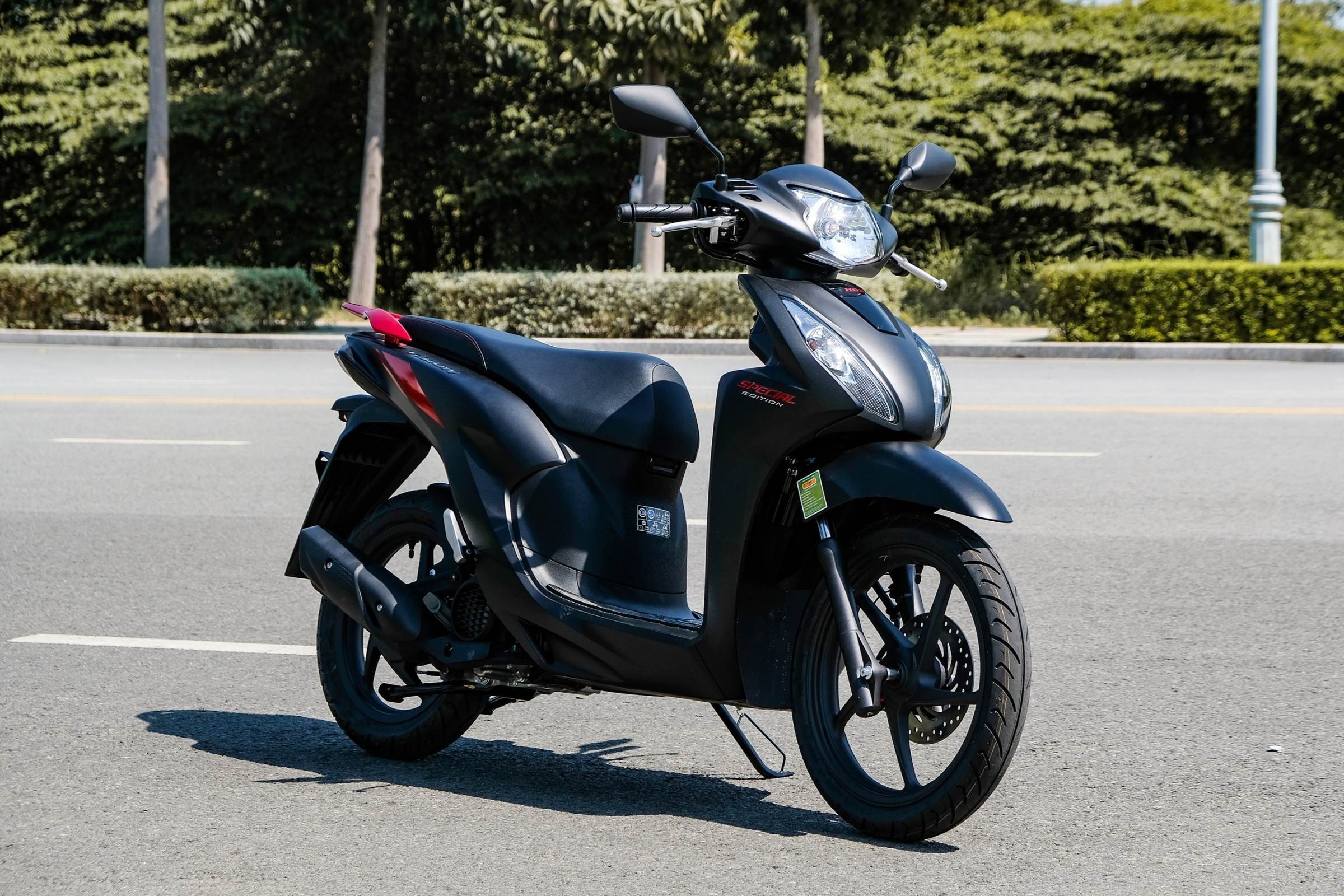 Có hơn 30 triệu mua Honda Vision hay BeAT 110