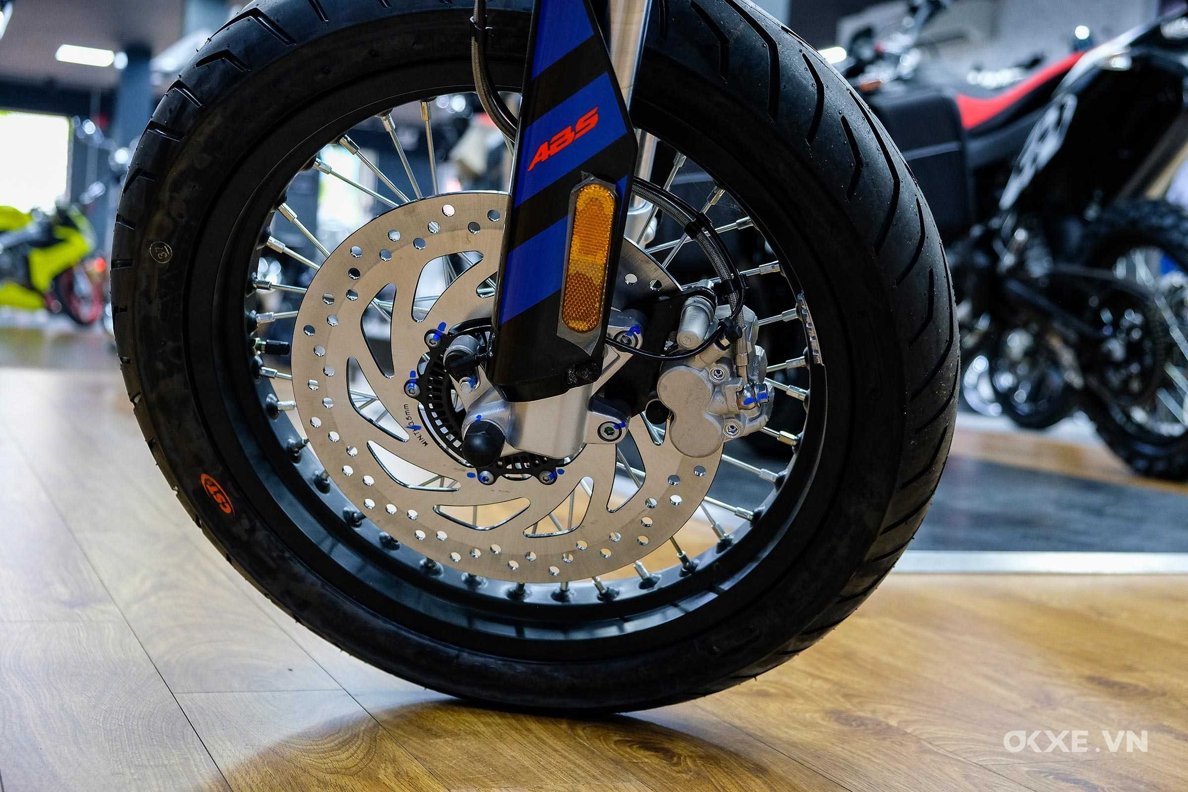 Giá xe cào cào Aprilia SX 125 và RX 125 mới nhất hiện nay