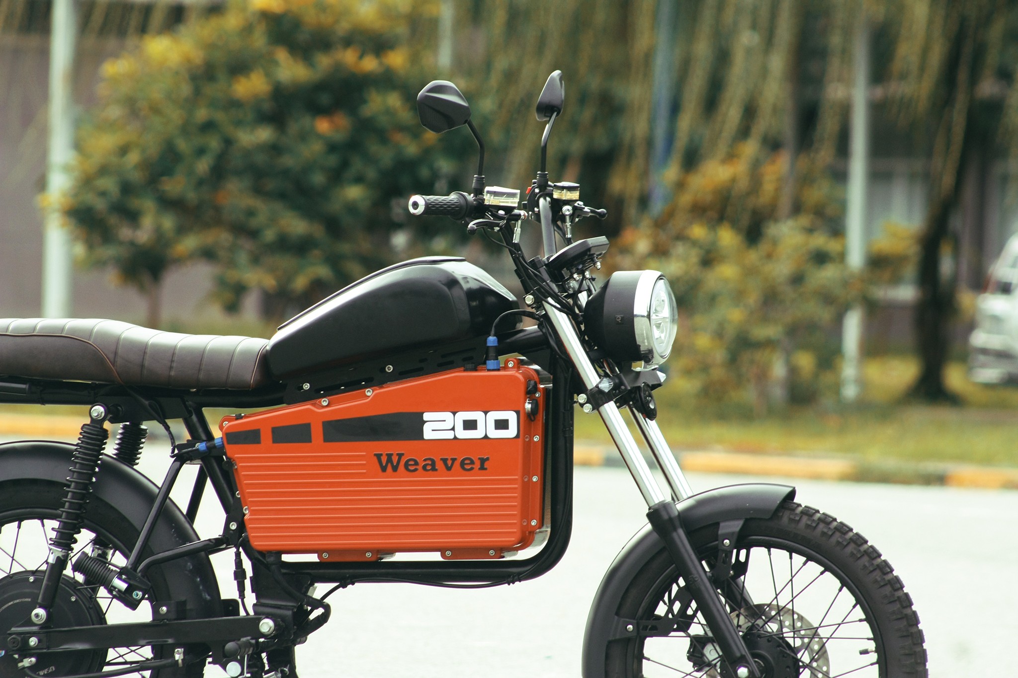 Xe máy điện nên mua Dat Bike Weaver 200 hay VinFast Vento S 2022?