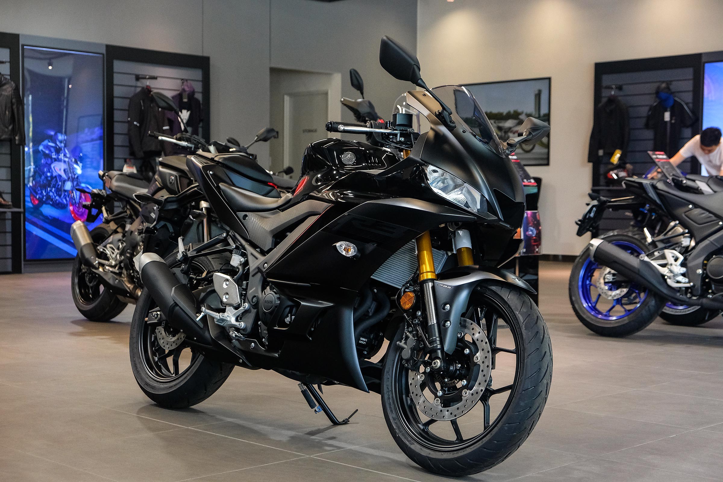 Thông tin yamaha r3 2022 giá bao nhiêu mới nhất và chi tiết nhất